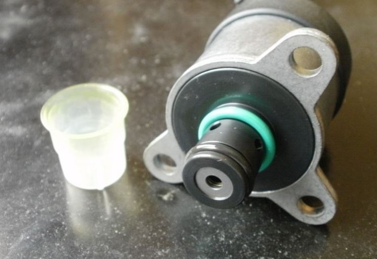 Kuro SlĖgio Reguliatorius Cr Volvo 2.4d D5 | 0928400573 - Autura